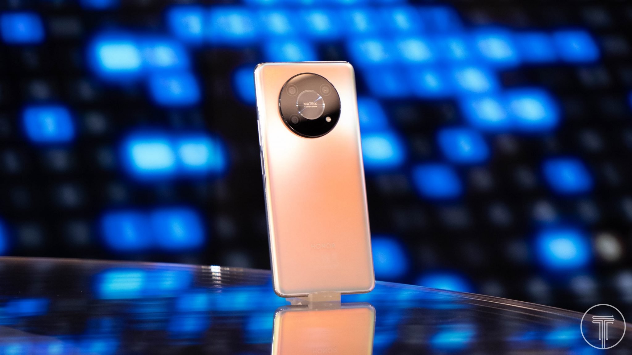 Honor Magic 4 Lite 5G: Запазване на традициите с Google - TechTrends ...